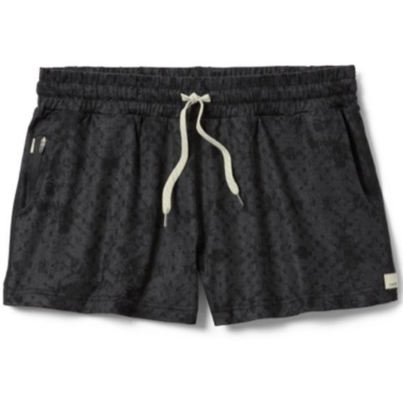 Vuori | Shorts | Nwt Vuori Womens Halo Performance Short Charcoal ...
